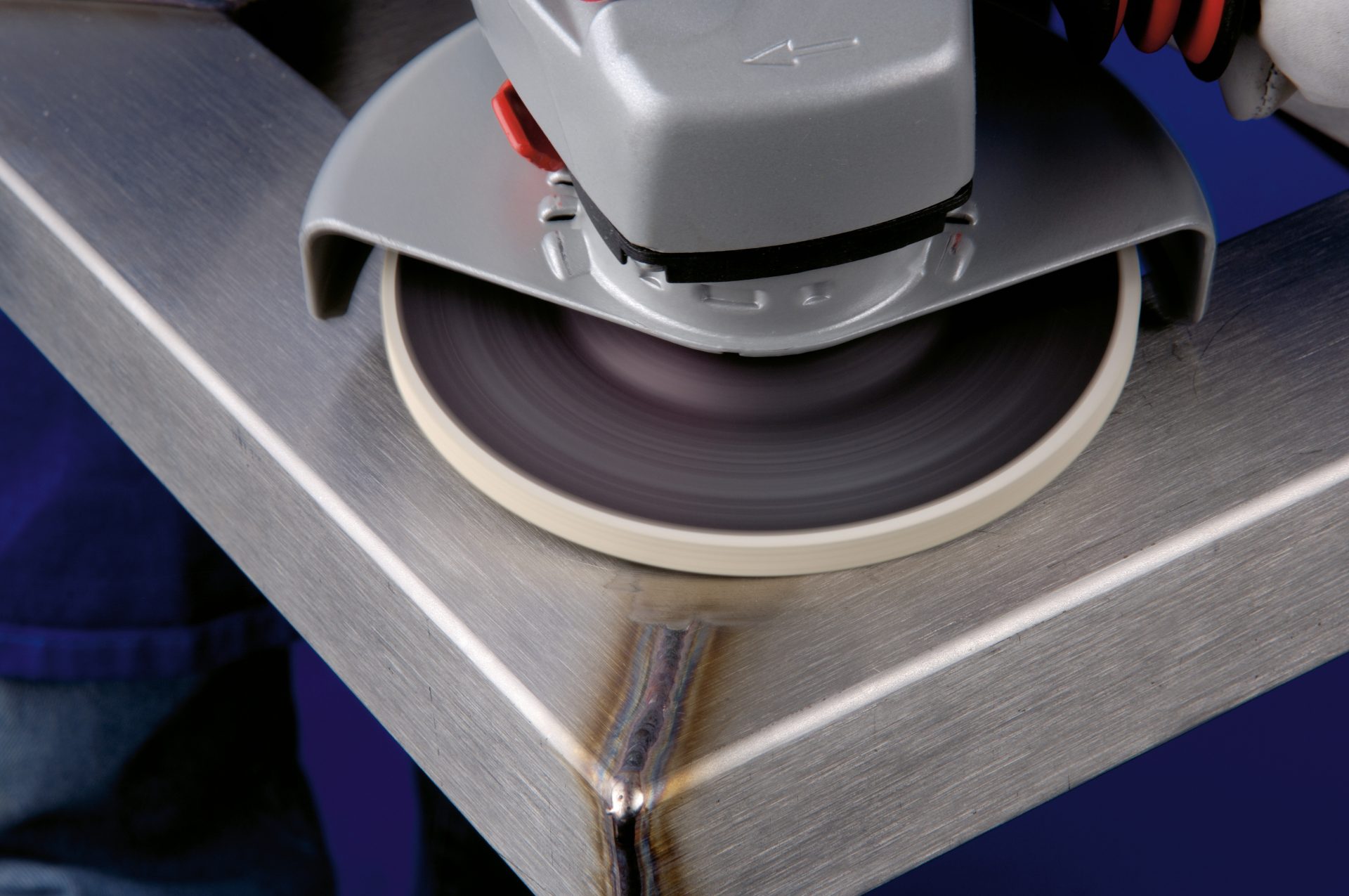 WORKING WITH STAINLESS STEEL - Sub-Sahara Mining & Industrial Journal