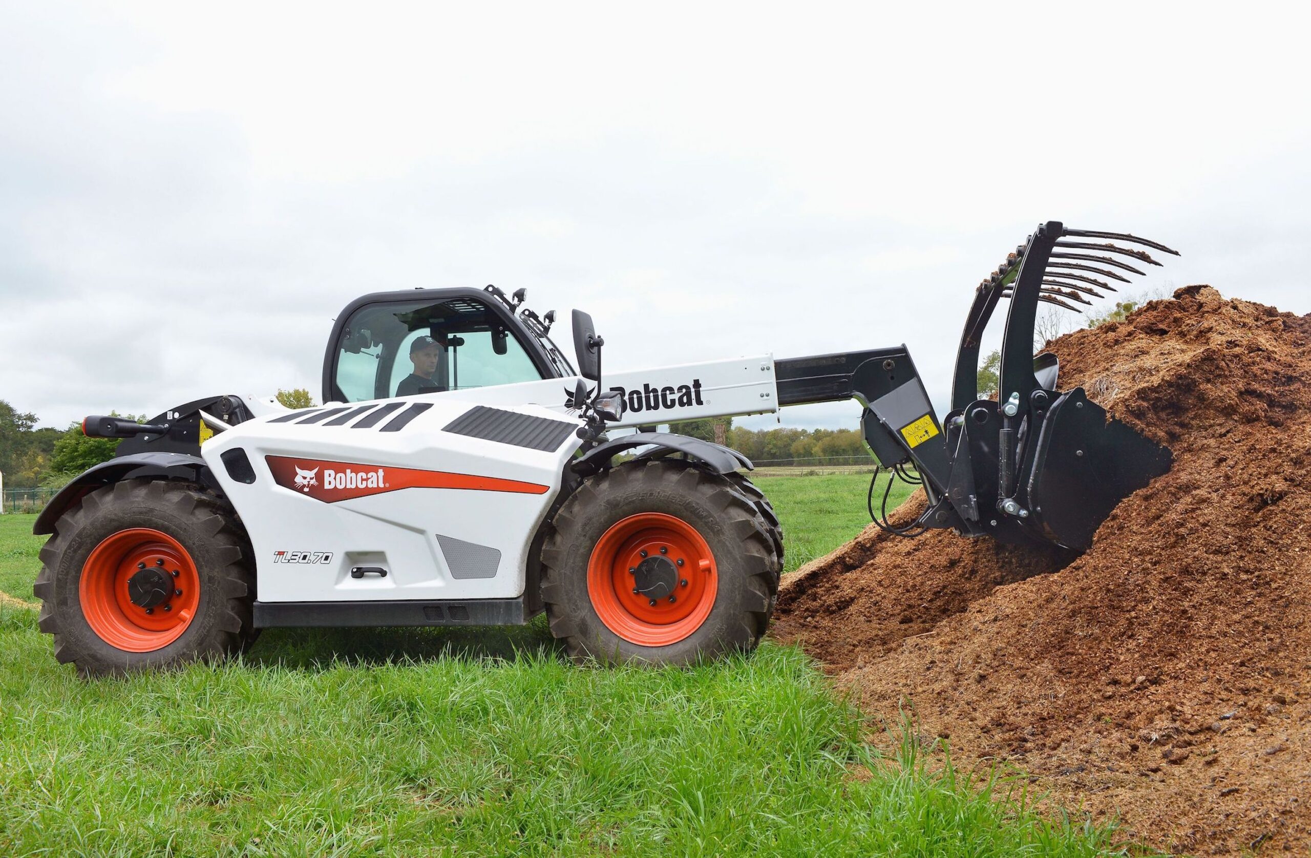 Bobcat Expands Products for Summer Clean Up & Maintenance - Sub-Sahara ...